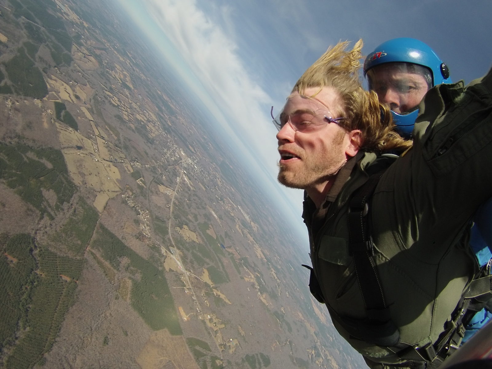 Skydiving Video’s Available - No Limits Skydiving